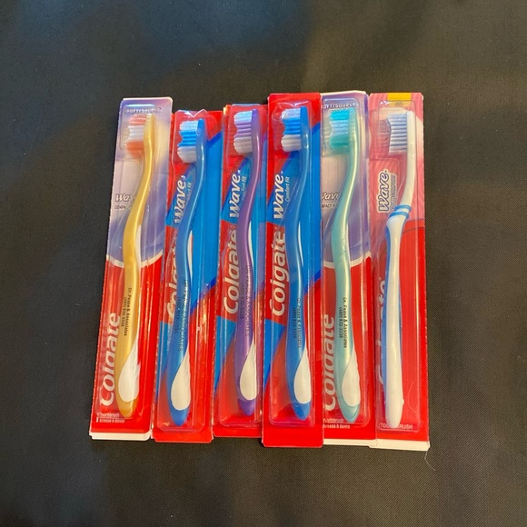 cologate | Accessories | Colgate Wave Toothbrush Set Multicolor | Poshmark